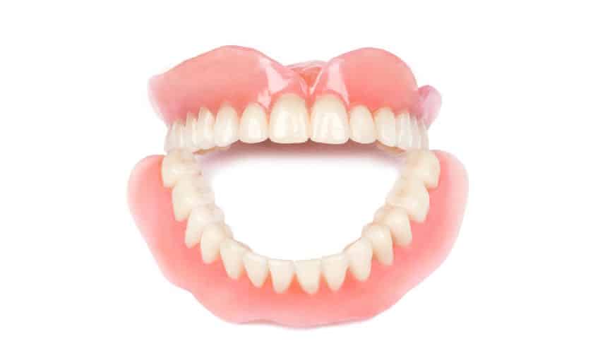 5 Ways To Damage Your Dentures - Fenton Dentists | Downtown Dental